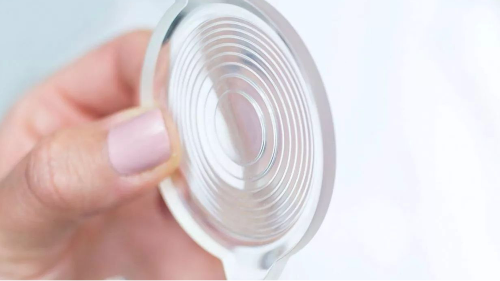 Refractive Cataract Surgery Solutions From London | EuroEyes
